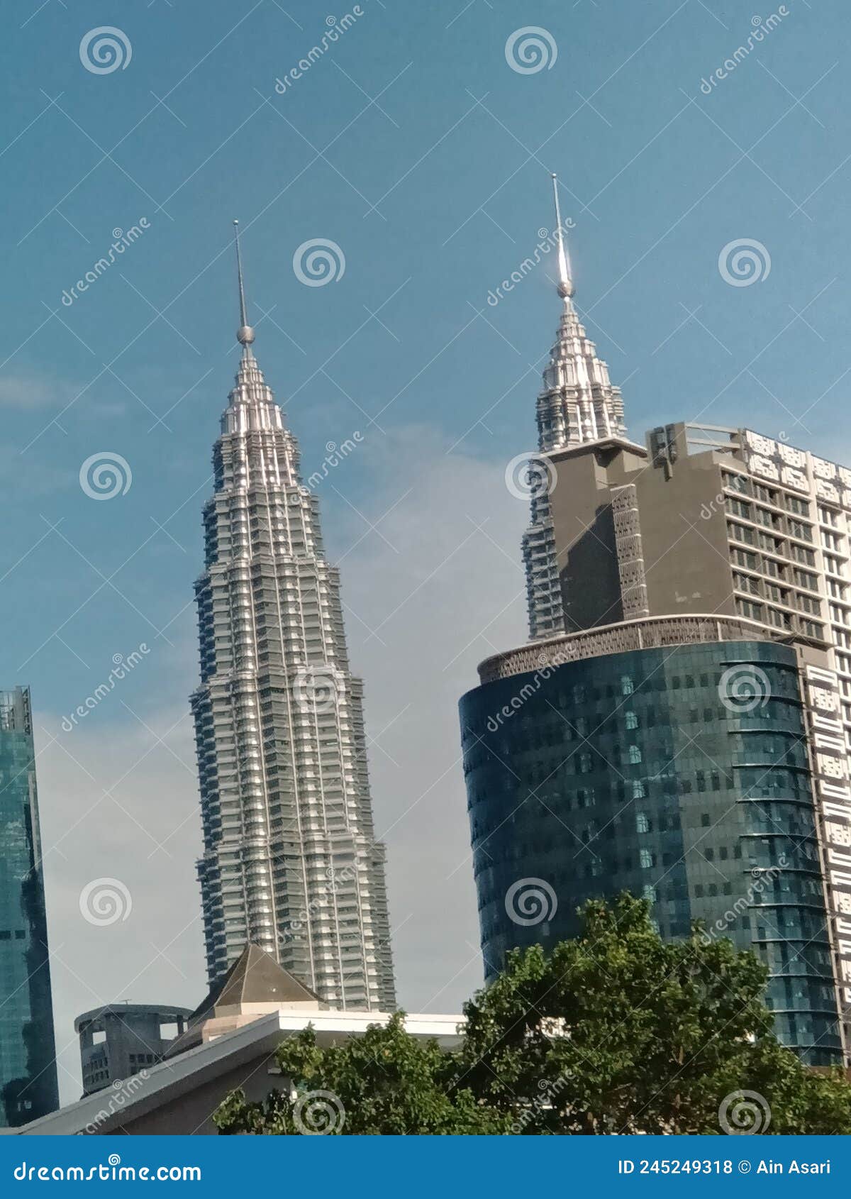 KLCC Tower by side stock photo. Image of camera, tower - 245249318