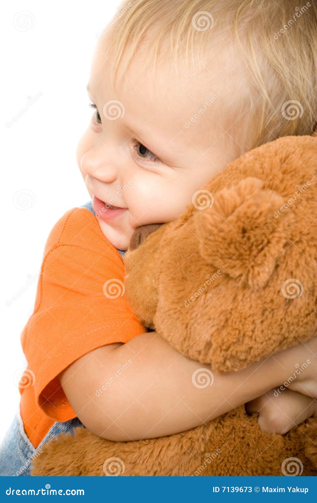 Klein kind met beer stock afbeelding. Image of concepten - 7139673