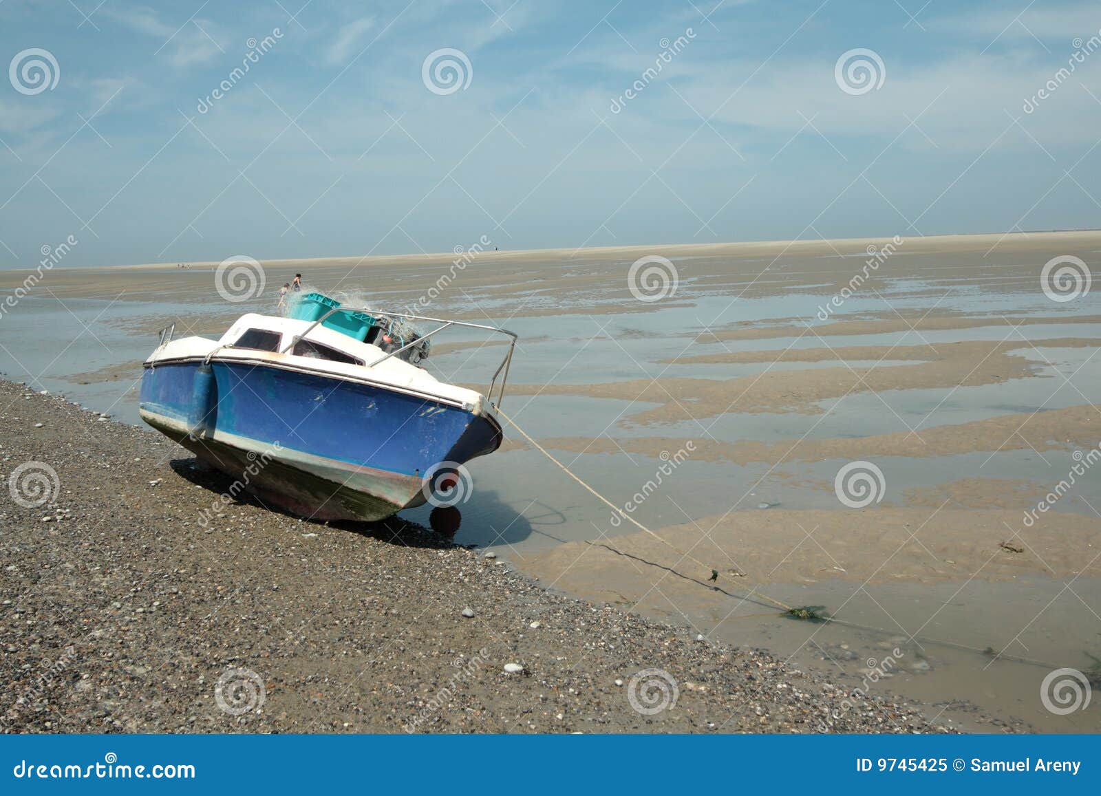 Kleine Boot in De Baai Van Somme, Frankrijk Stock Afbeelding - Image of ...