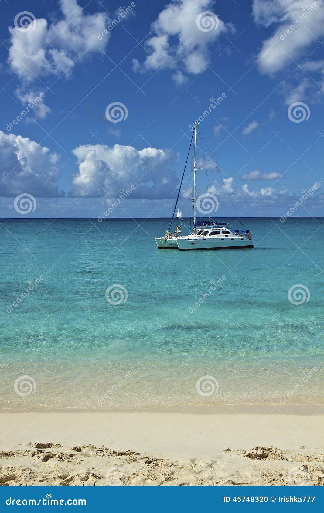 Kleines Boot in St.-Marder, Karibisch Redaktionelles Bild - Bild von ...