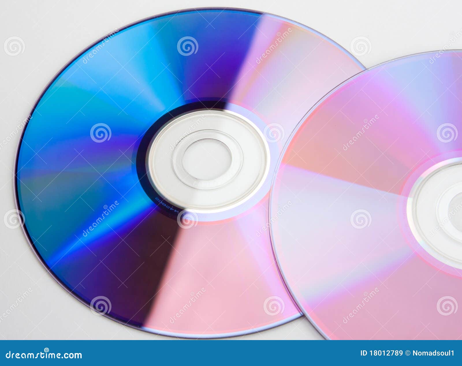 Kleurrijke CDs stock afbeelding. Image of optisch, digitaal - 18012789