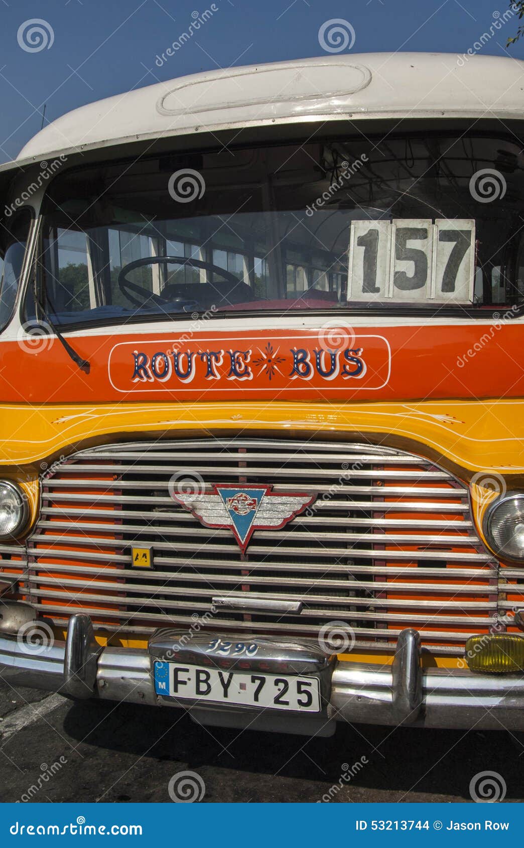 Kleurrijke Oude Bussen Malta Redactionele Stock Afbeelding - Image of ...