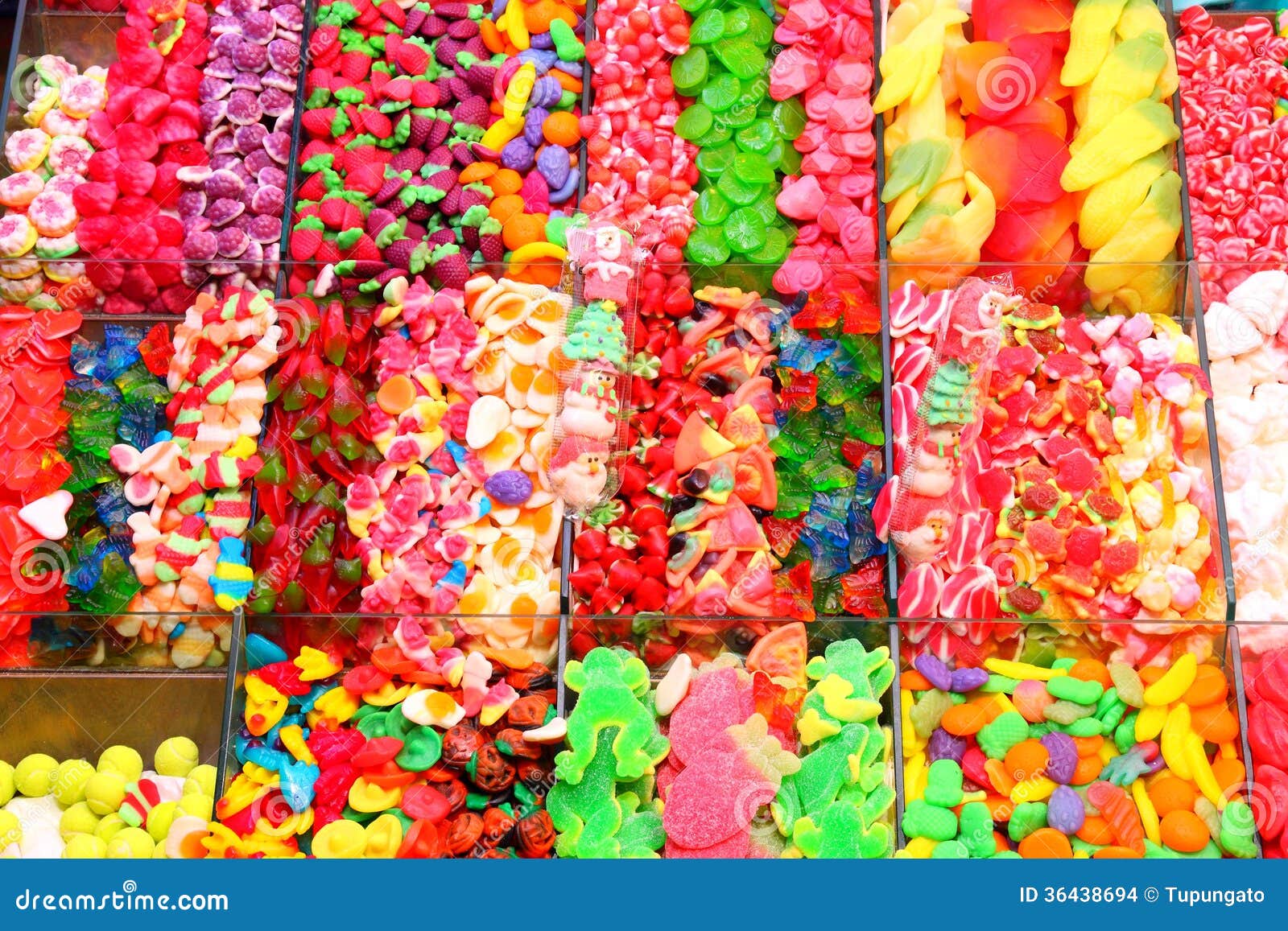 Kleurrijke snoepjes stock foto. Afbeelding bestaande uit zoet - 36438694