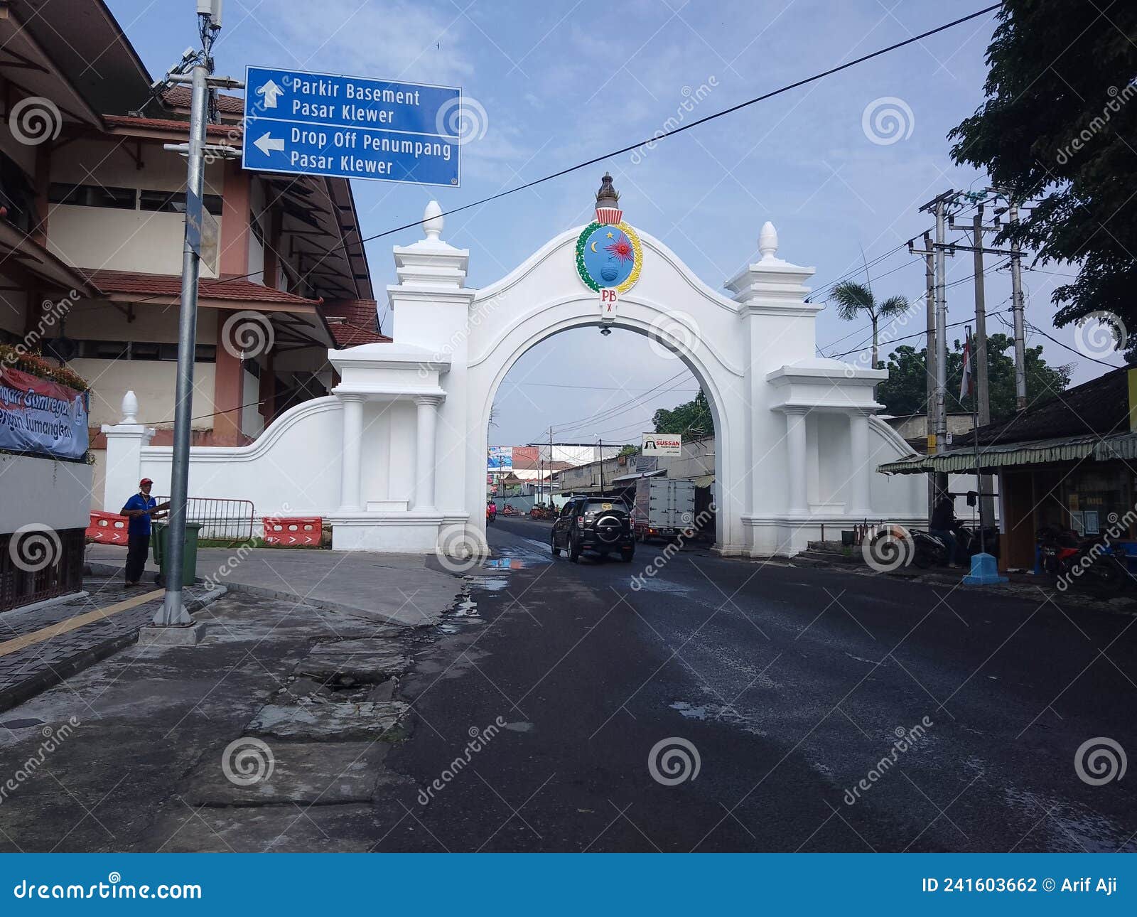 Klewer Market Gate Photos - Free & Royalty-Free Stock Photos from ...