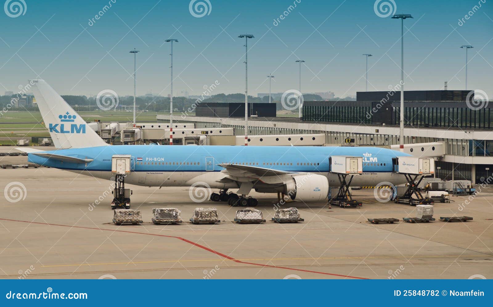 KLM Airplane at Schiphol Airport Editorial Photography - Image of ...