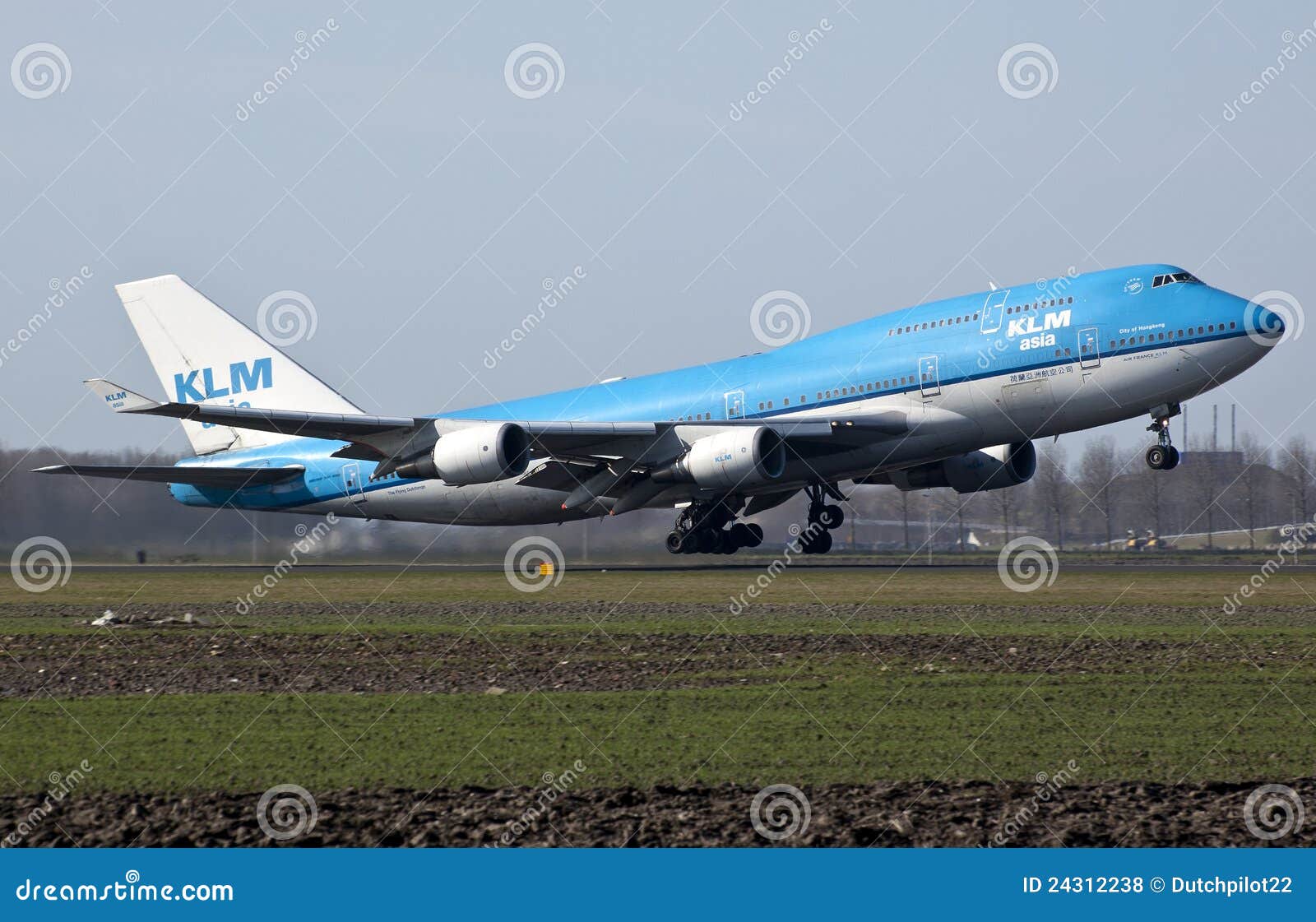 Klm boeing 747 takeoff editorial stock photo. Image of plane - 24312238