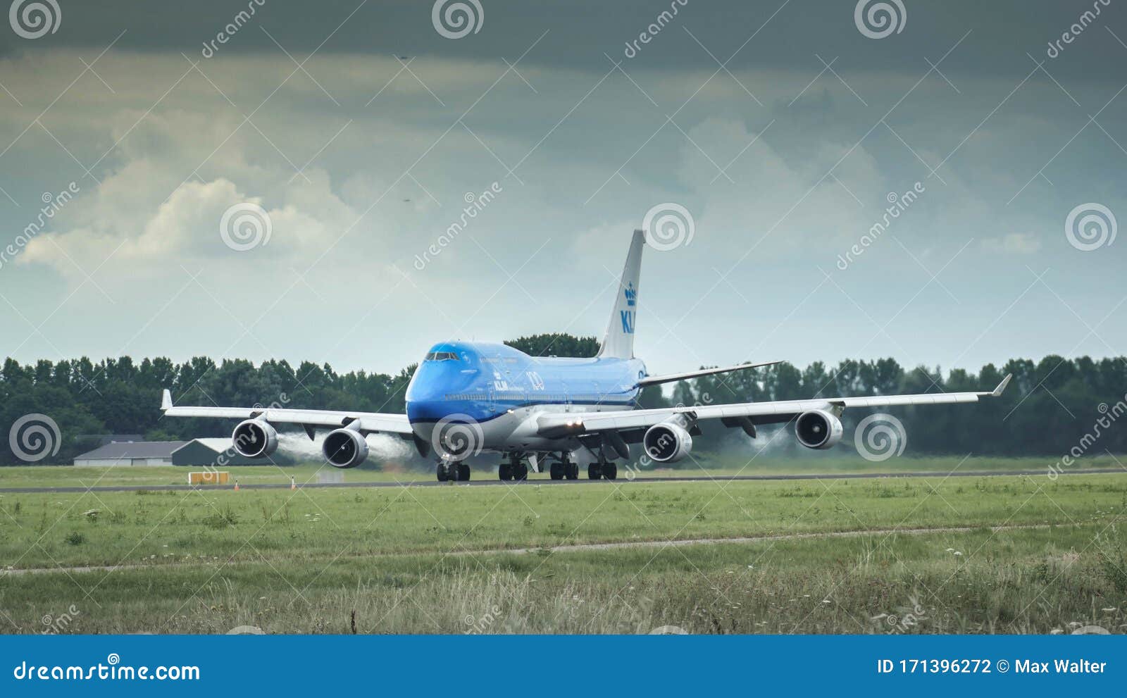 KLM Boeing 747-400 editorial photography. Image of aero - 171396272