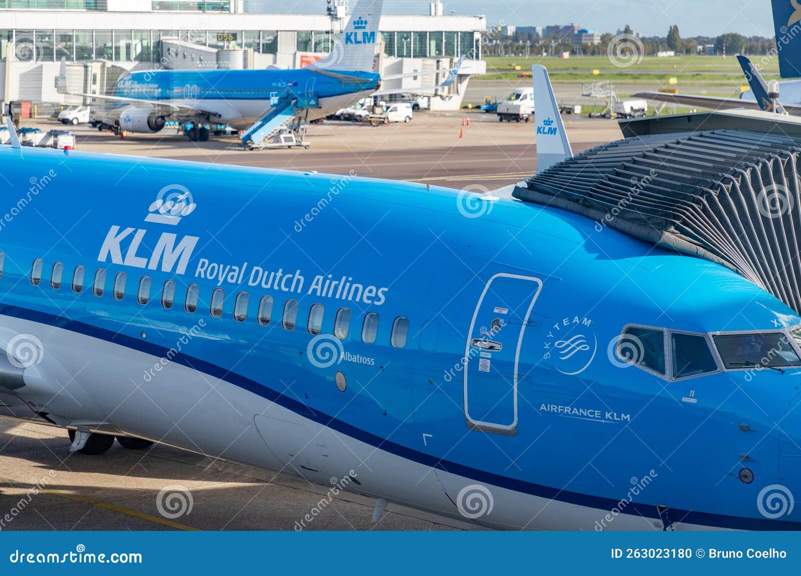 KLM Plane editorial image. Image of airport, plane, door - 263023180