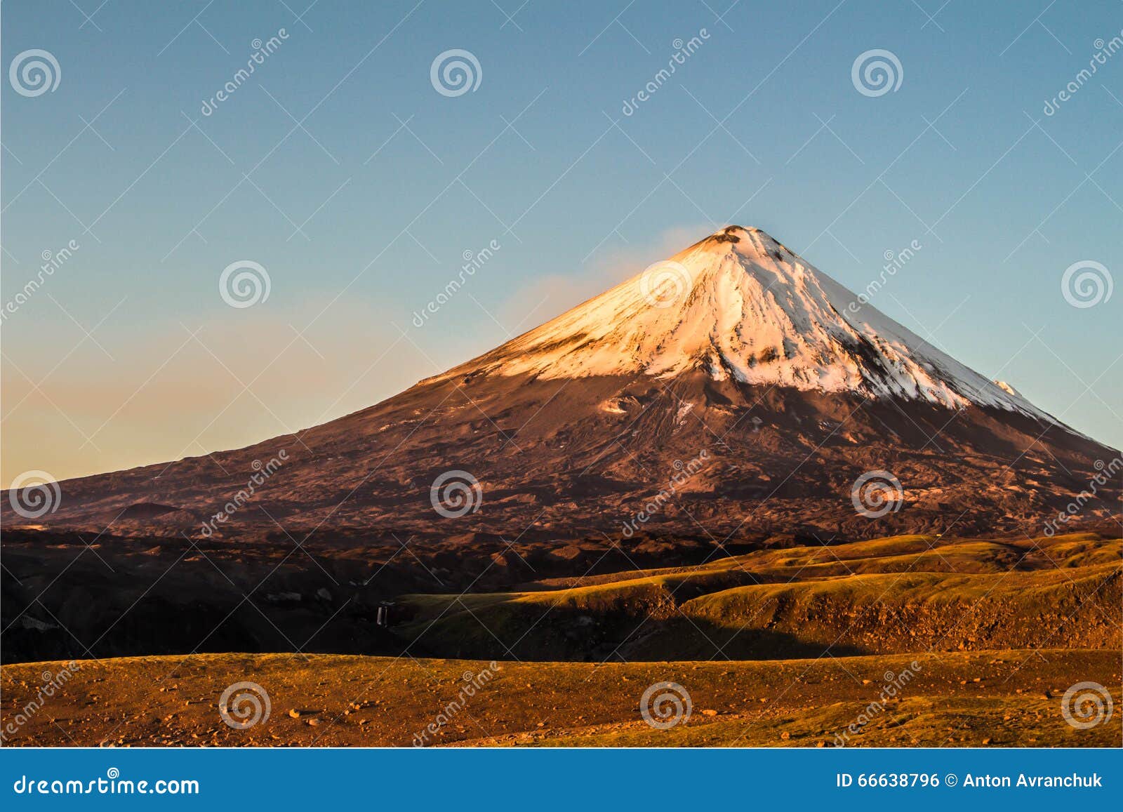 Kluchevskoy volkano stock photo. Image of jorney, russia - 66638796