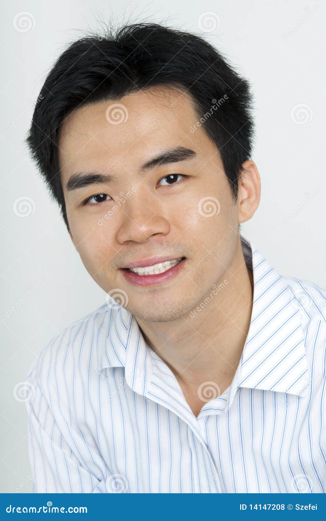 Knappe Aziaat stock foto. Image of jongen, vers, vertrouwen - 14147208