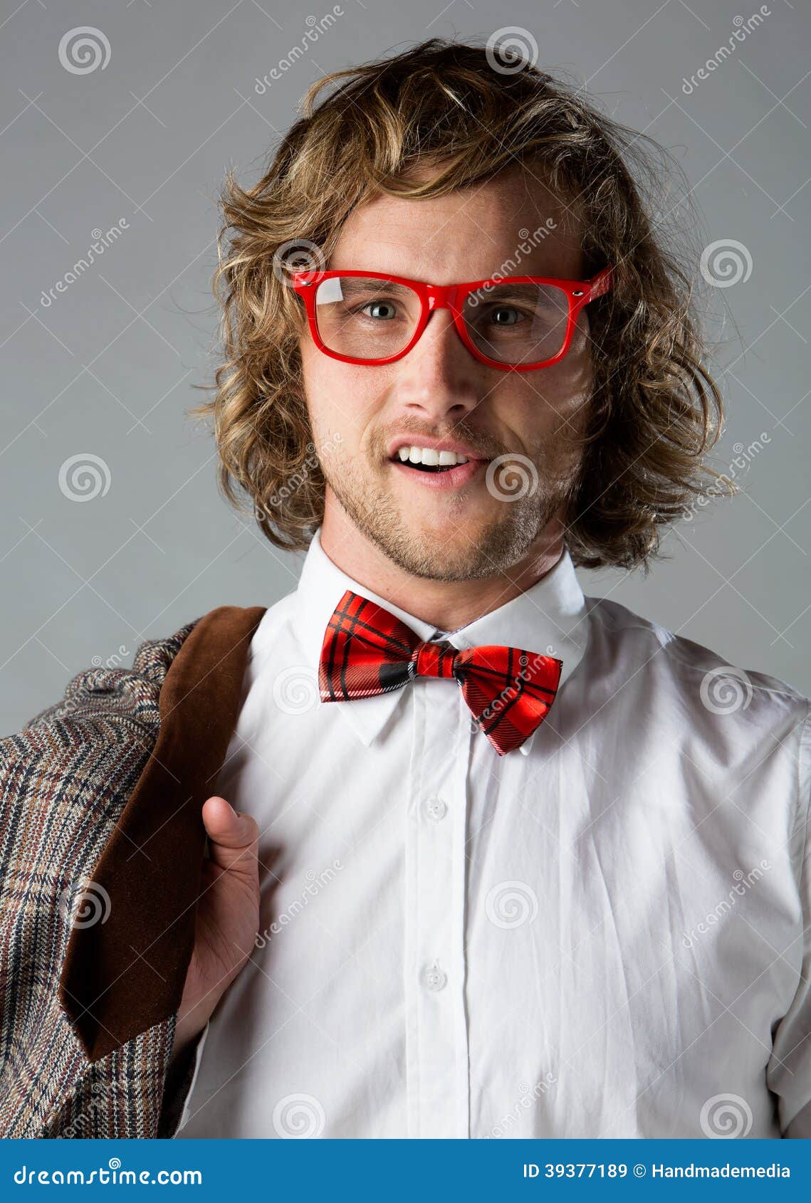 Knappe Kaukasische mens stock afbeelding. Image of knap - 39377189