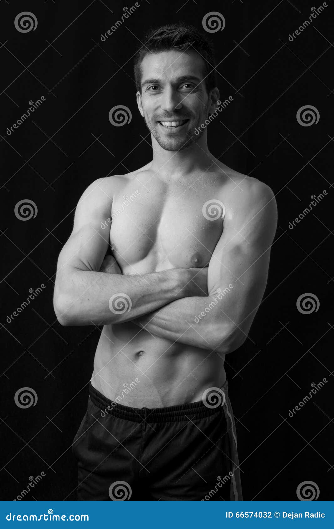 Knappe mens stock foto. Image of achtergrond, mens, spier - 66574032