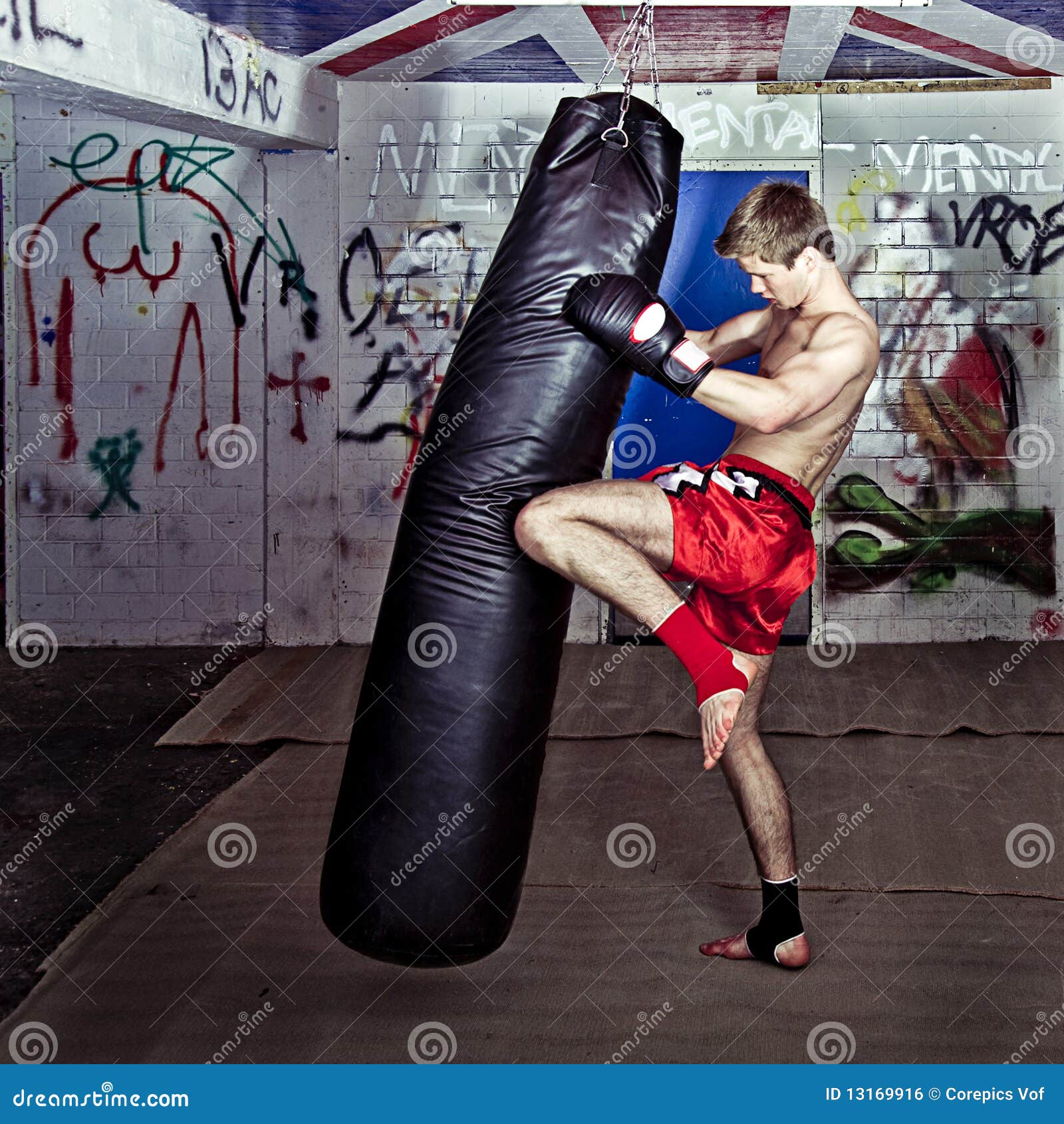 Knee kick stock photo. Image of boxer, standing, knee - 13169916