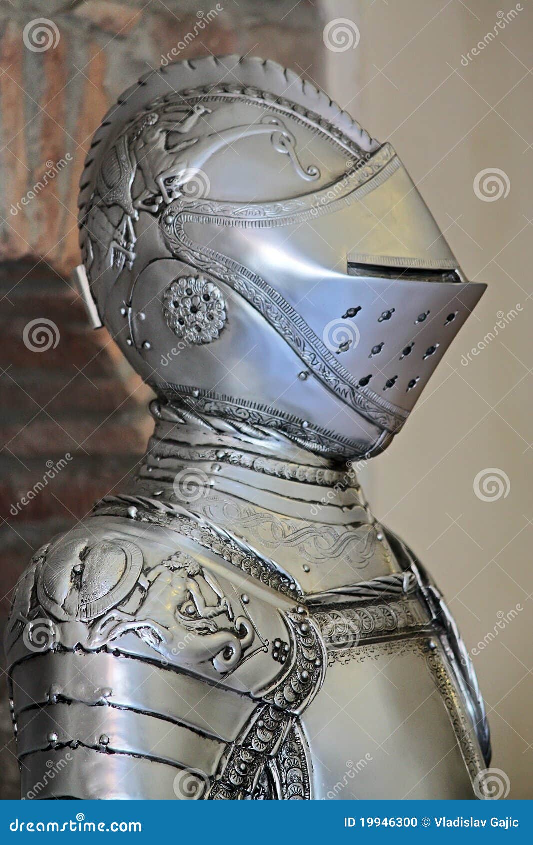 Knight In Shiny Metal Armor. Stock Photo | CartoonDealer.com #185339976