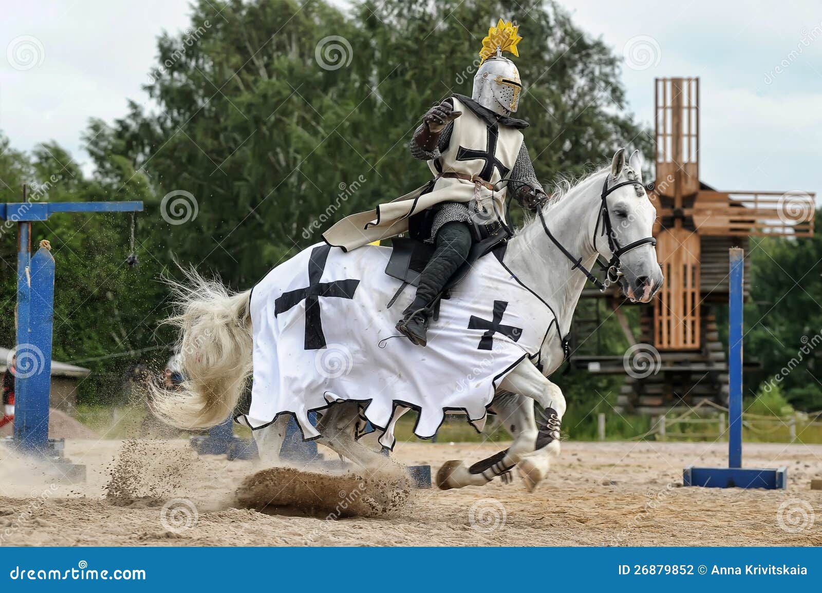 Knight on the horse editorial photography. Image of equipment - 26879852