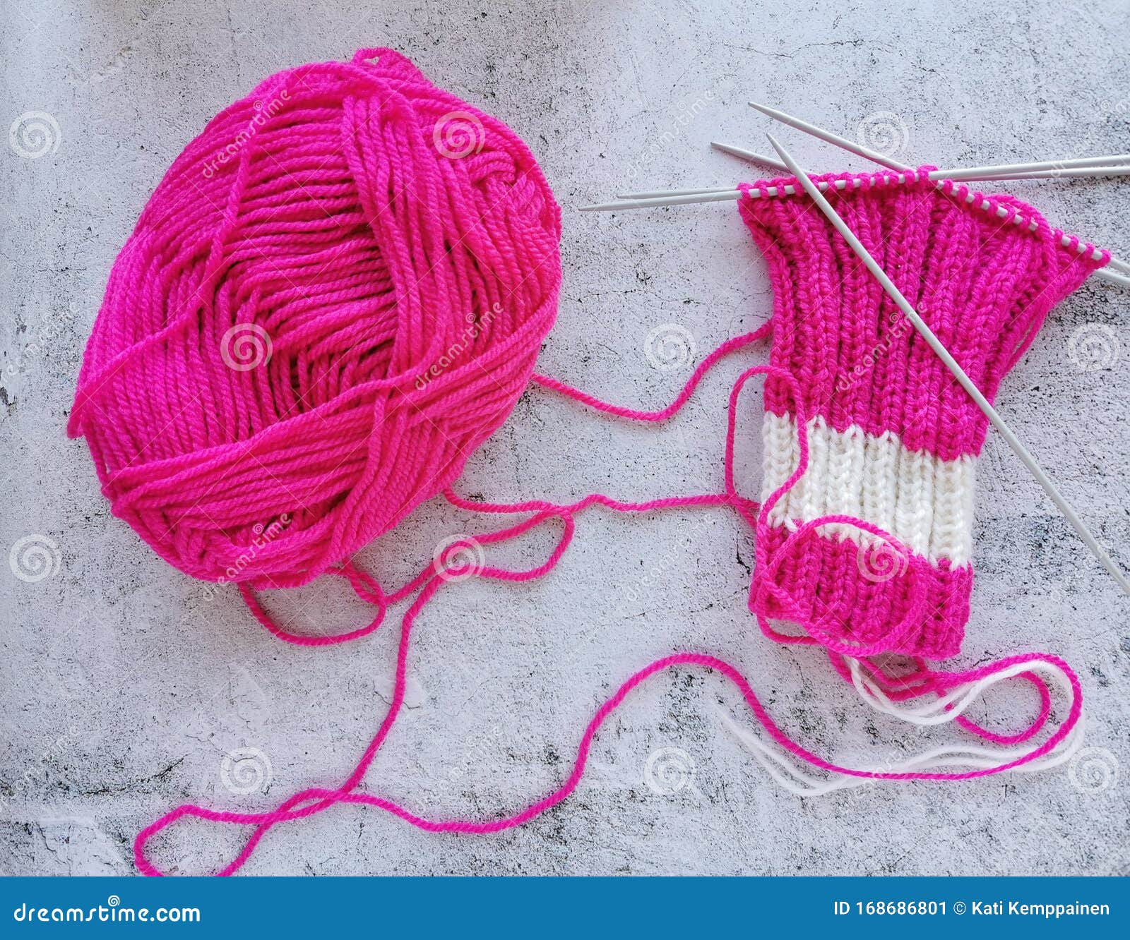 Knitting pink socks stock image. Image of crafts, knit - 168686801