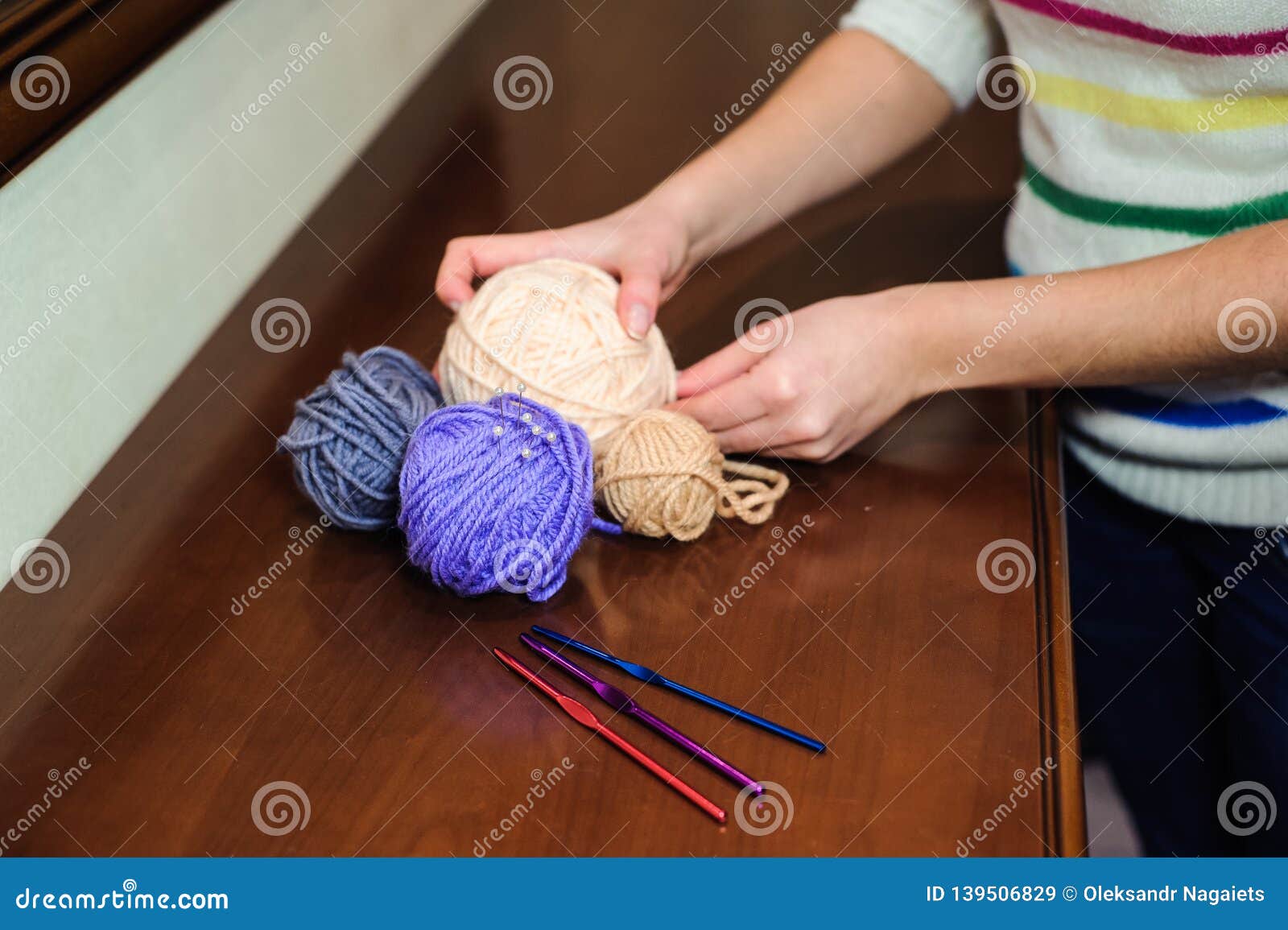Knitting Wool and Knitting Needles, Knitting Equipment Stock Image ...