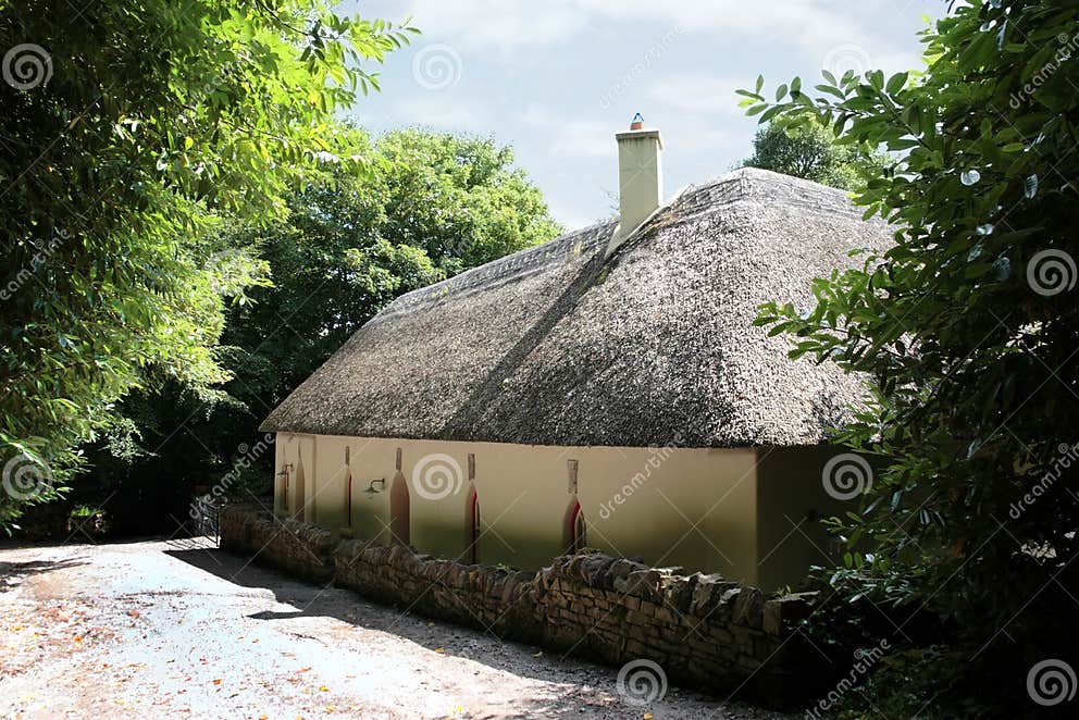 Knockanore thatch stock image. Image of houses, lifestyle - 10764791