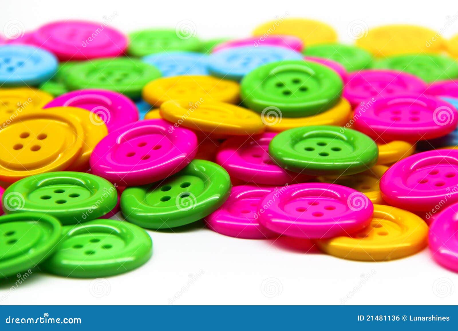 Knopen van vele kleuren stock foto. Image of knoop, mooi - 21481136