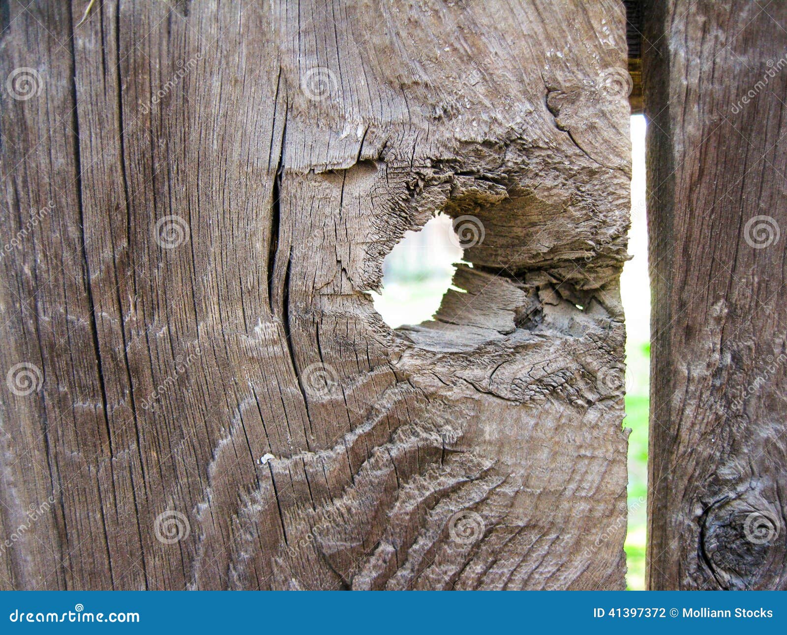 Knothole stock photo. Image of dilapidated, wood, hole - 41397372