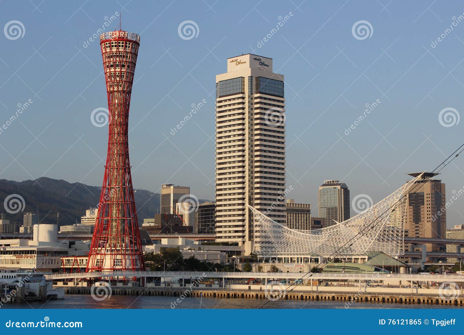 Kobe Harbor Japan redaktionelles bild. Bild von kobe - 76121865