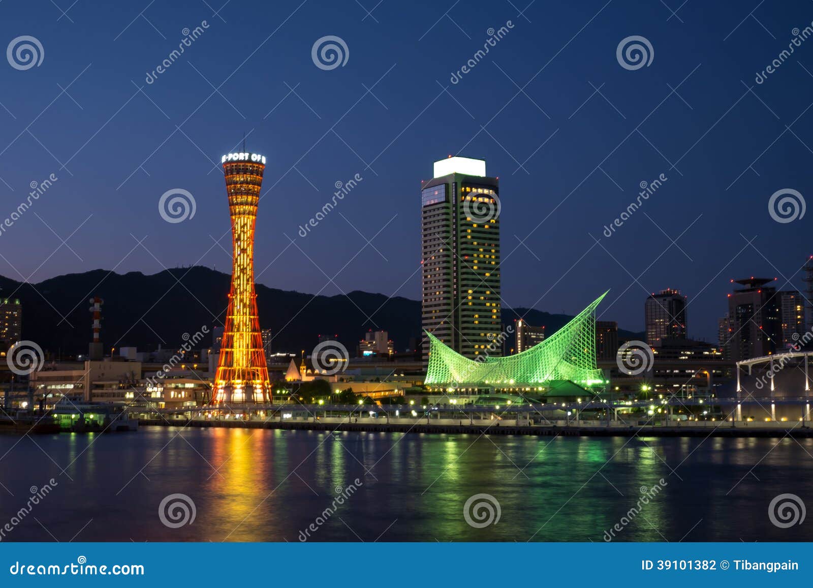 Kobe Port Tower fotografia stock. Immagine di militare - 39101382