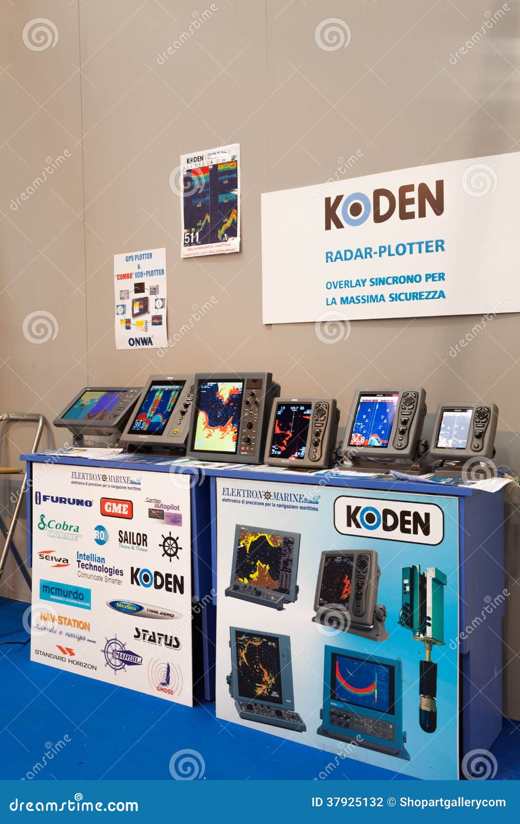 Koden Marine Electronics Products Redaktionelles Stockfotografie - Bild ...