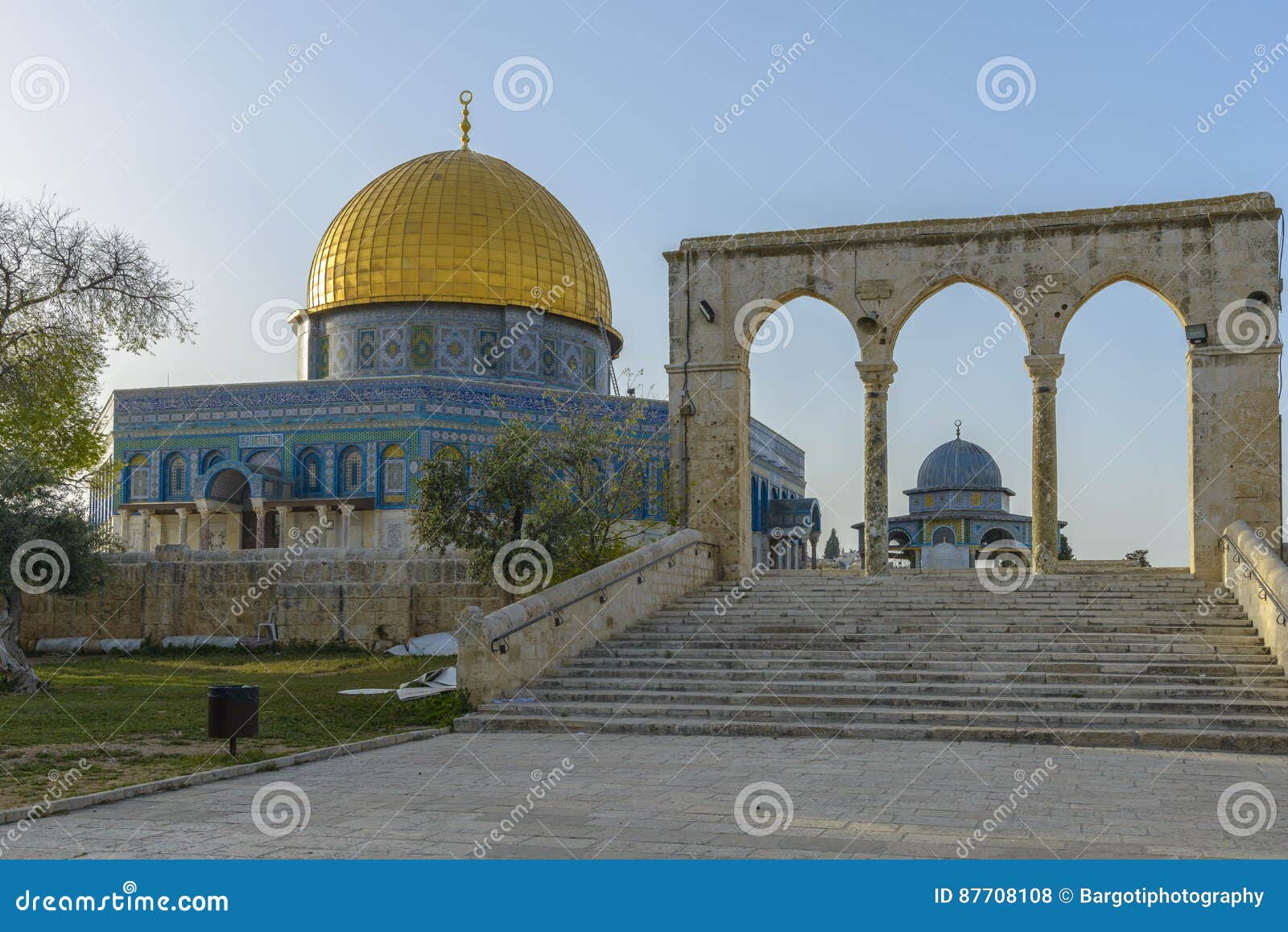 Koepel Van De Rots in De Oude Stad Van Jeruzalem Stock Foto - Image of ...