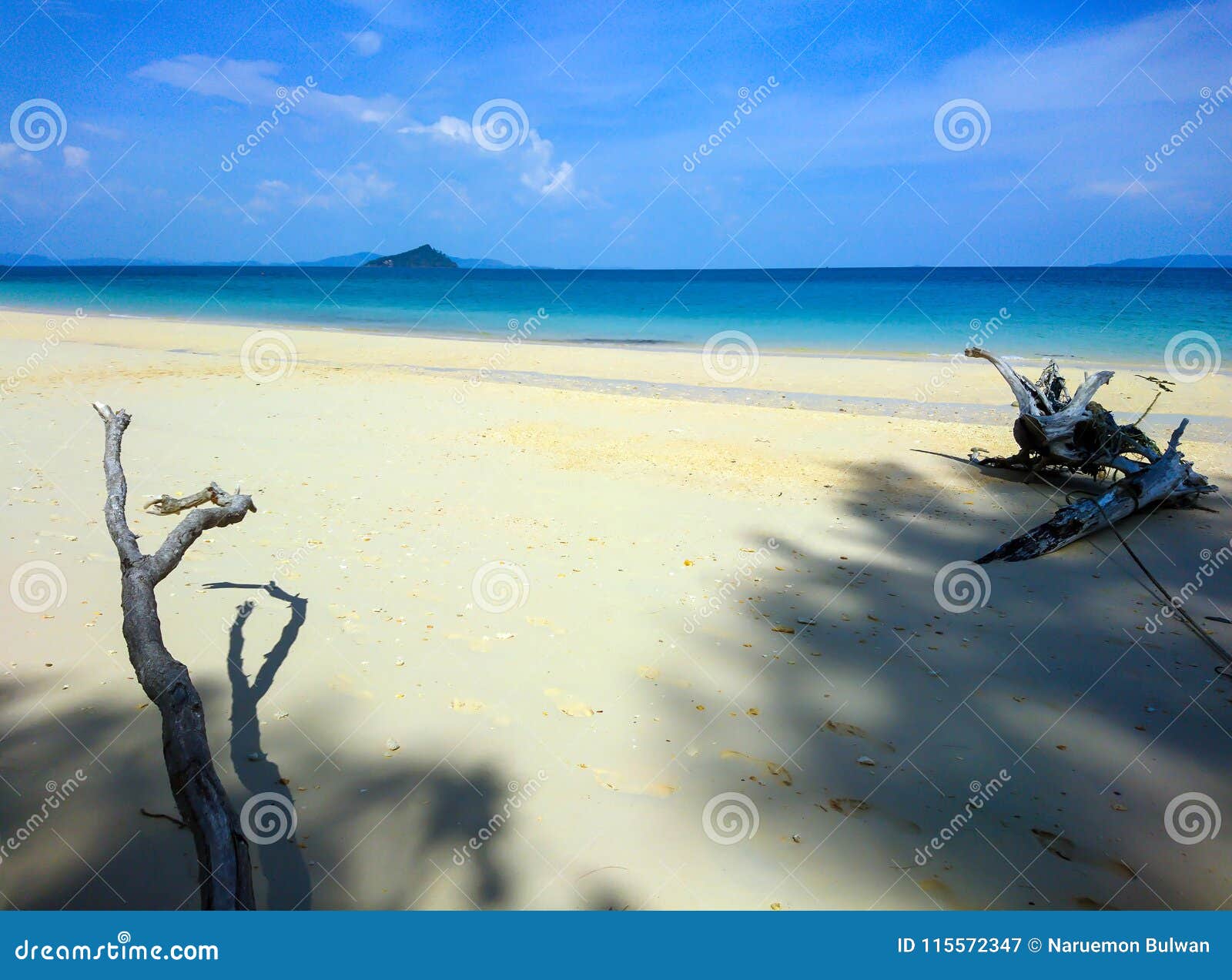 Koh Bulone Island Beach, Satun Stock Image - Image of tour, tourism ...