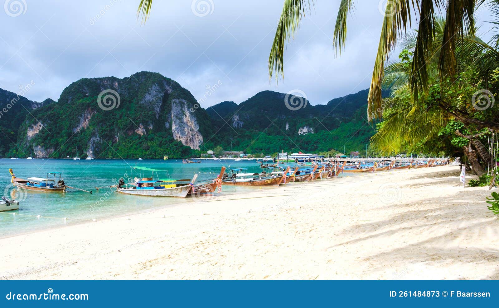 Koh Phi Phi Thailand, Longtail Boats on the Beach of Koh Phi Phi Don ...