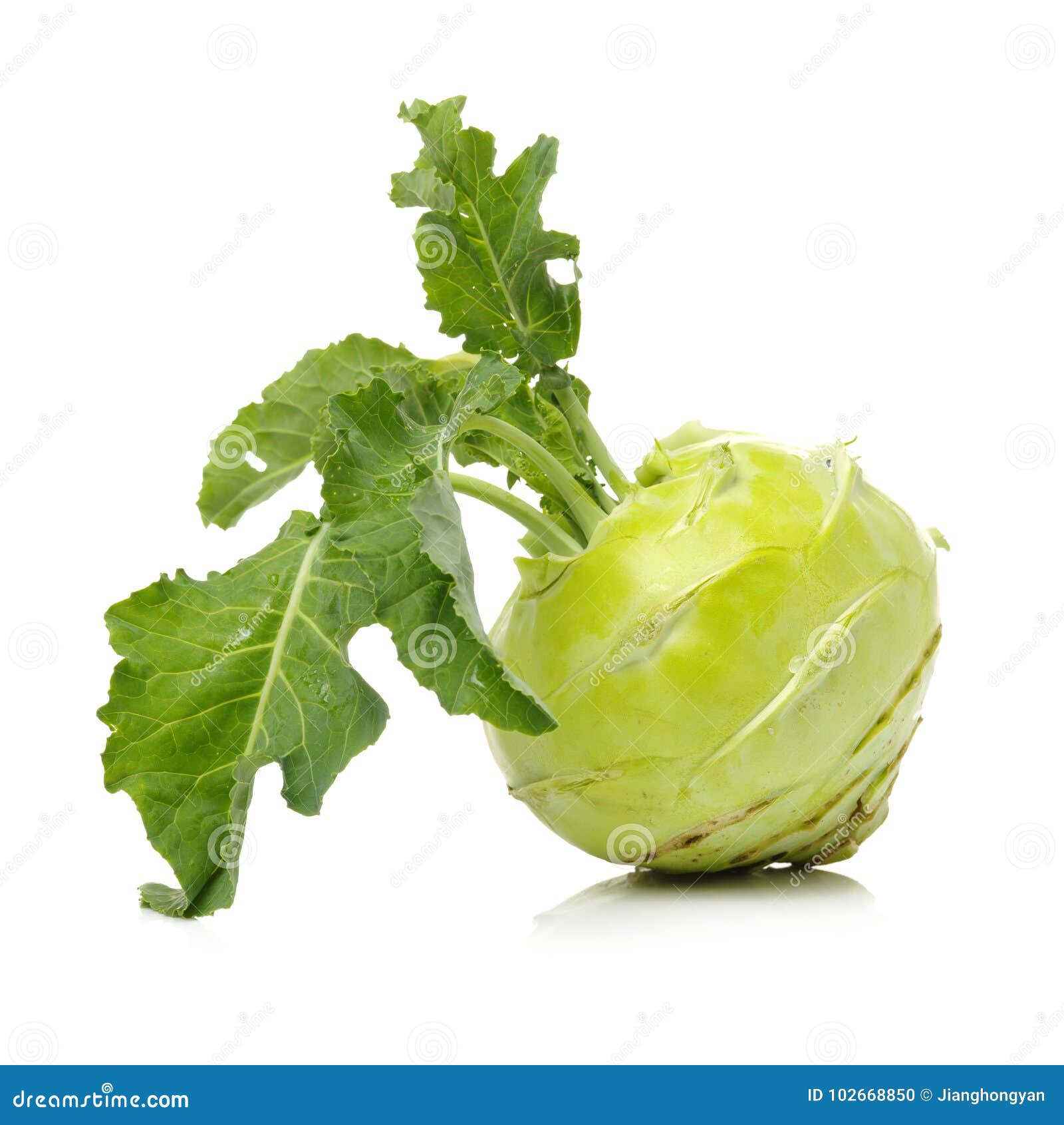 Kohlrabies arkivfoto. Bild av ätligt, stycke, kokkonst - 102668850