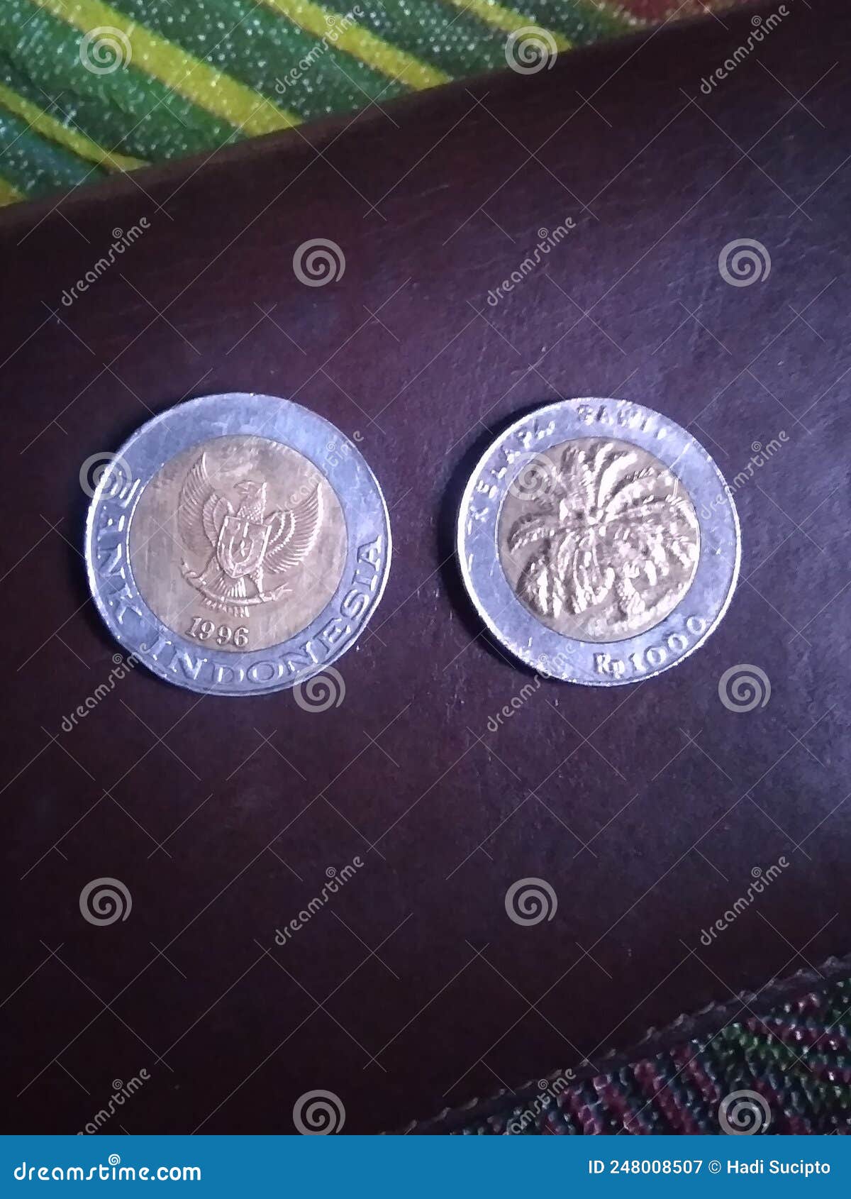 Koin Seribu Rupiah Indonesia Image stock - Image du roupie, indonésie ...