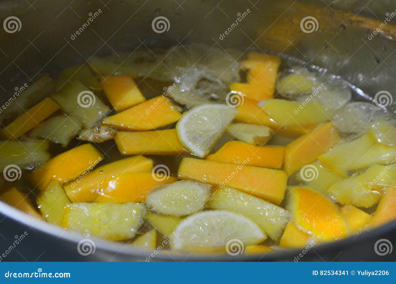 Koken Geglaceerd in Suikerstroop Stock Afbeelding - Image of koken ...