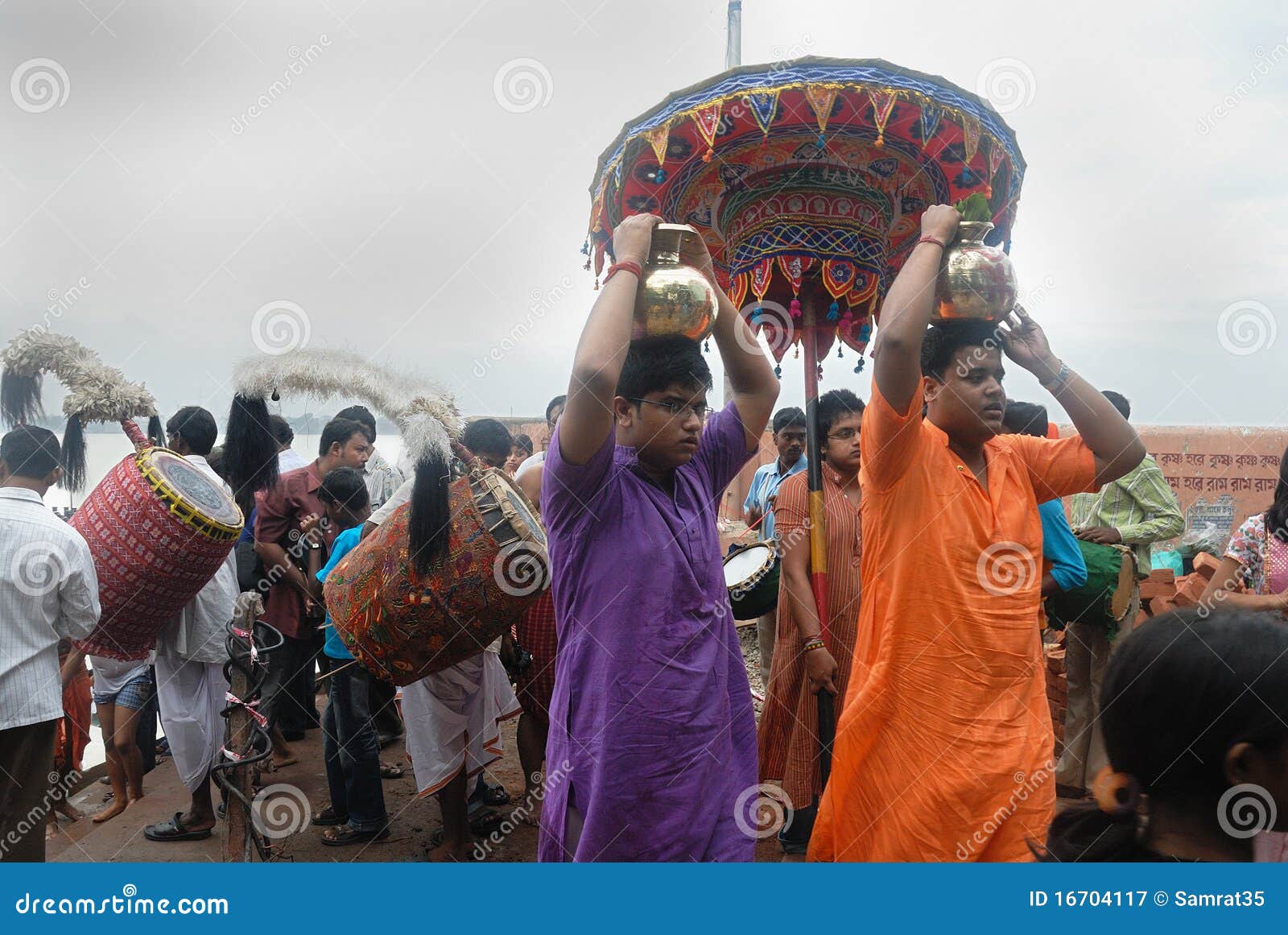 The Kolabau Ritual at the River Ganga Editorial Photography - Image of ...