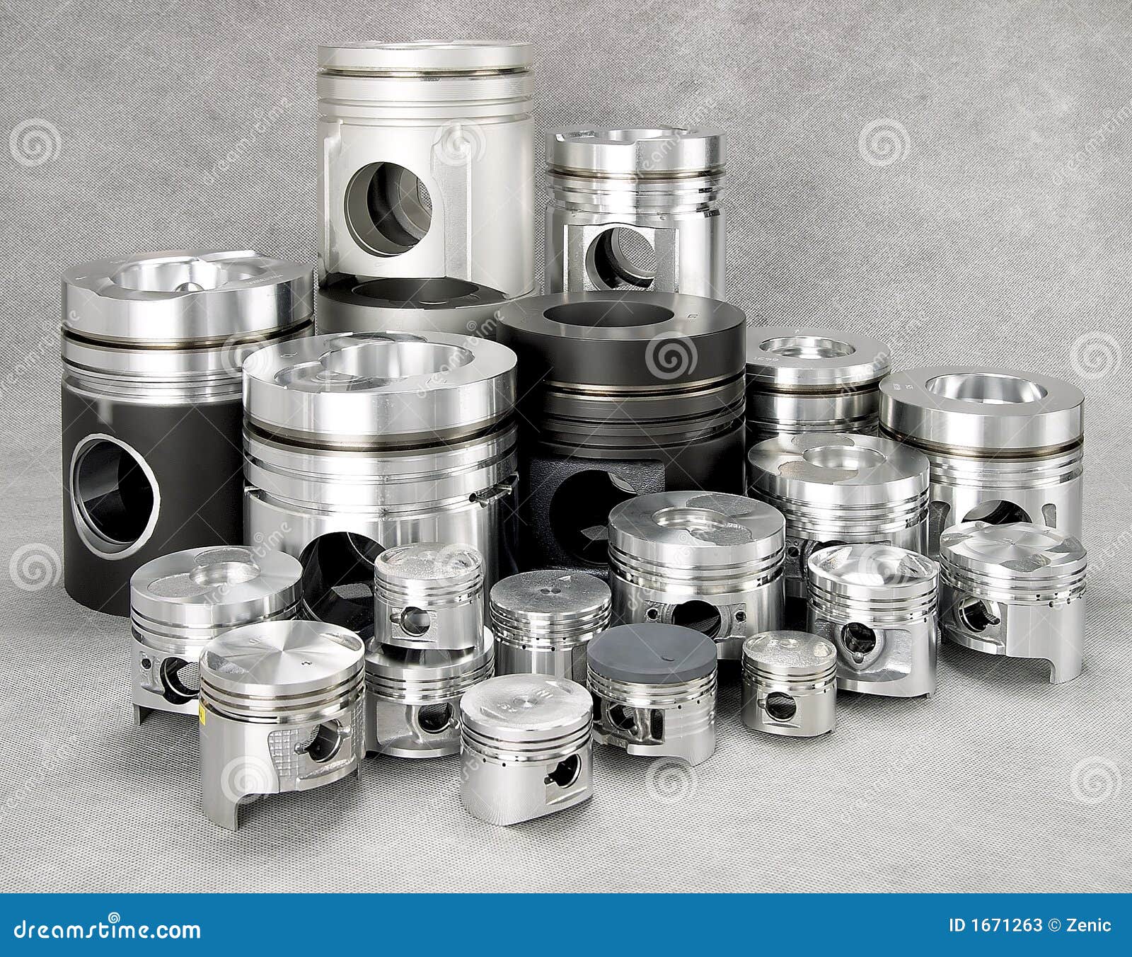 Kolben #8 stockbild. Bild von herstellung, hilfsmittel - 1671263