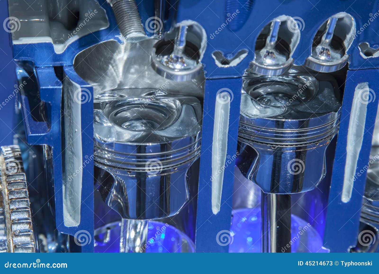 Kolben eines Automotors stockbild. Bild von blau, auto - 45214673