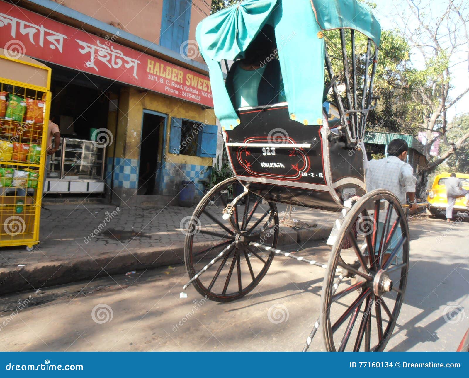 Kolkata Rickshaw editorial stock image. Image of asia - 77160134