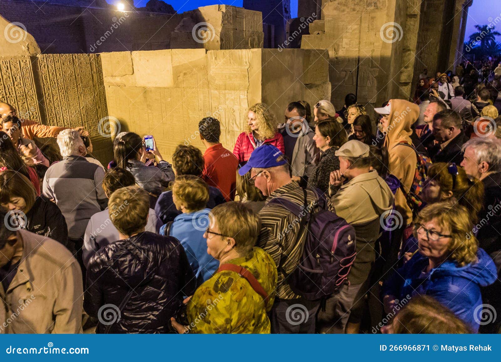 KOM OMBO, EGYPT - FEB 16, 2019: Crowd of Tourists at Kom Ombo Temple ...