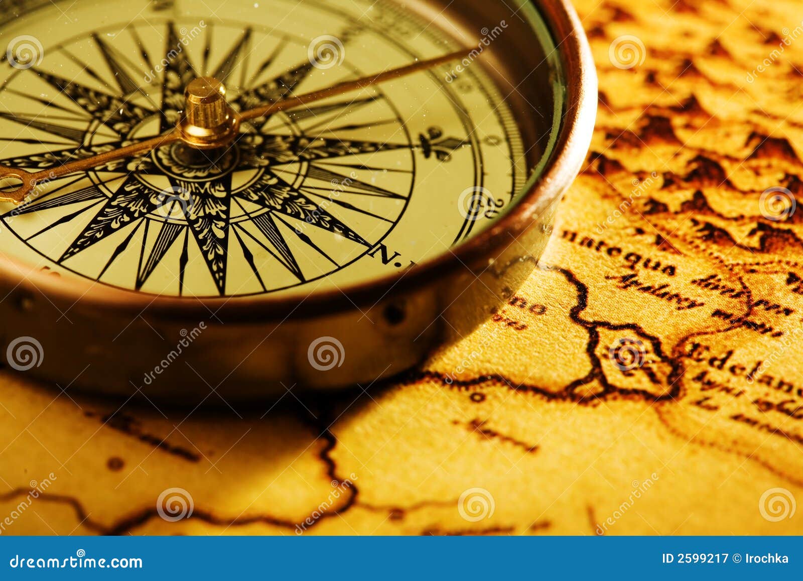Kompas. obraz stock. Obraz złożonej z bada, powierzchnia - 2599217