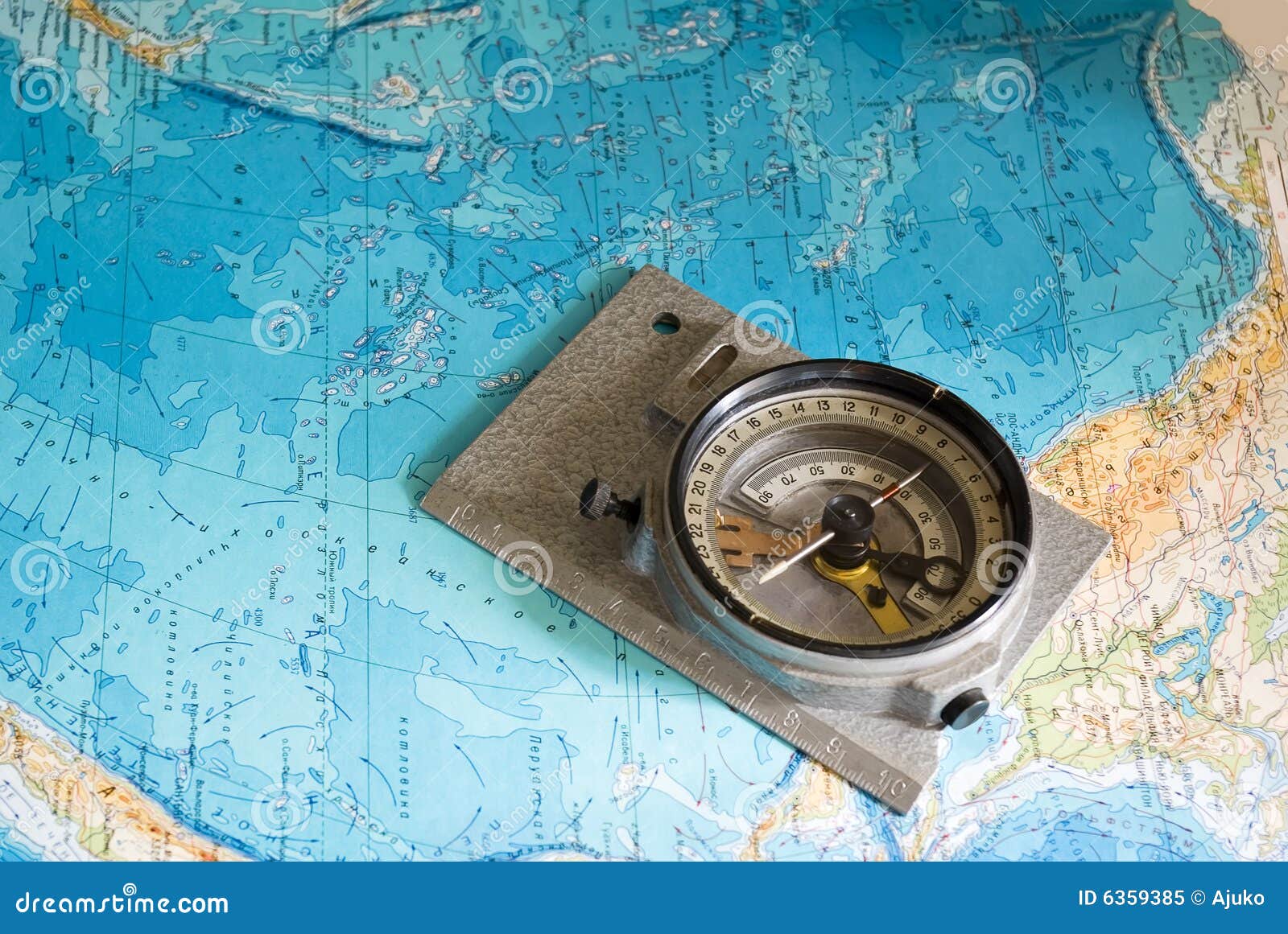 Kompass and map stock image. Image of card, magnetic, explorer - 6359385