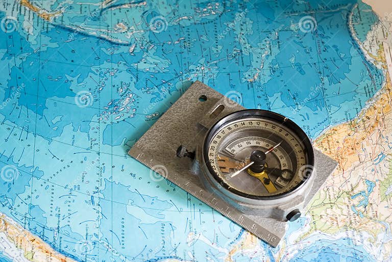 Kompass and map stock image. Image of card, magnetic, explorer - 6359385