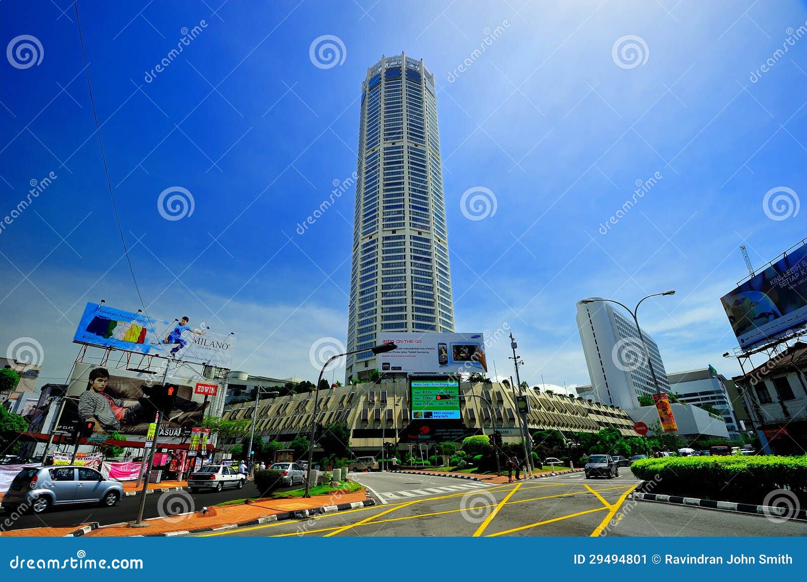 Komtar Tower or Menara Komtar Editorial Photo - Image of island ...