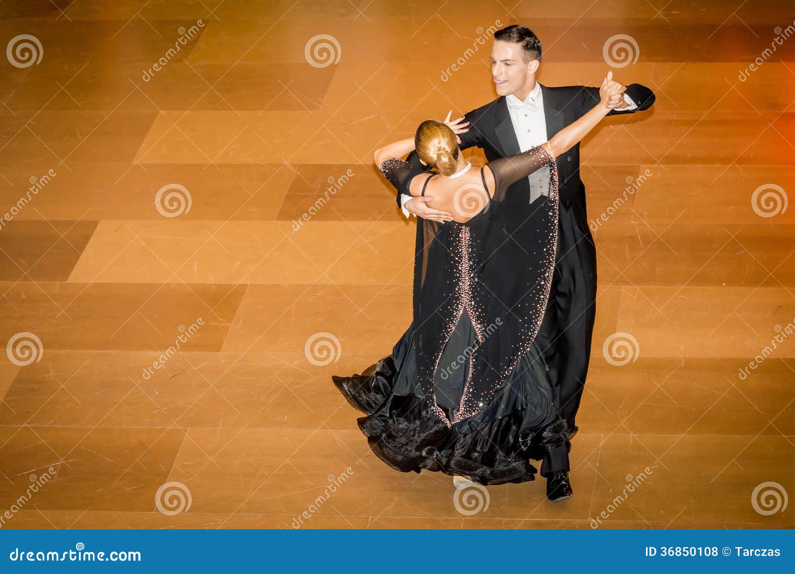 Konkurrenten, Die Langsamen Walzer Auf Der Tanzeroberung Tanzen ...