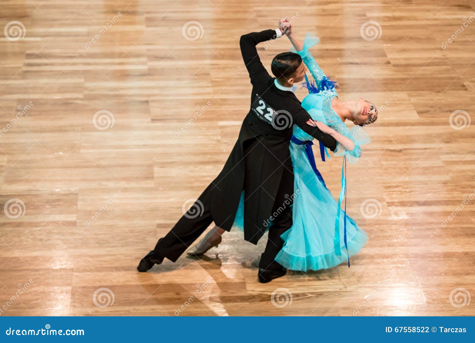 Konkurrenten, Die Langsamen Walzer Oder Tango Tanzen Redaktionelles ...