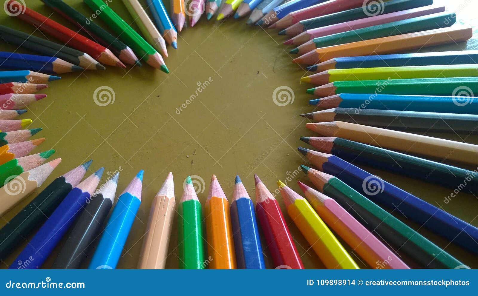 Konst, Material, Avslutning Bild. Bild: 109898914