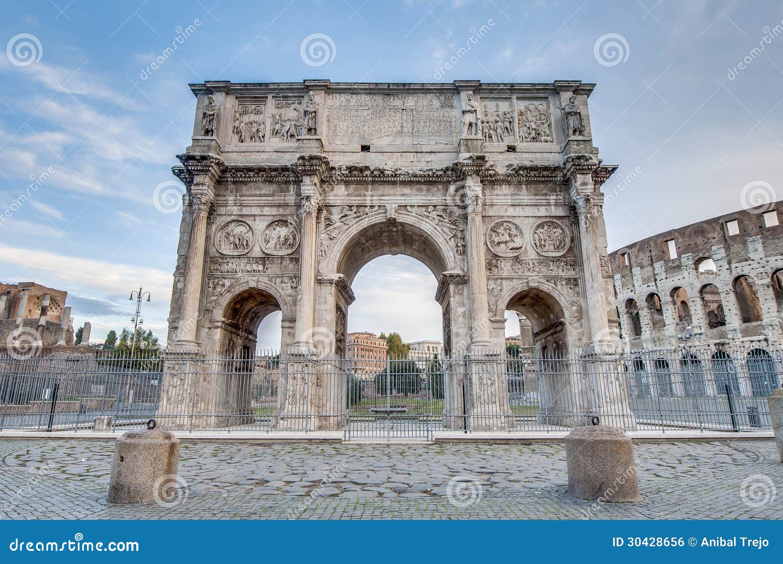 Konstantinsbogen in Rom, Italien Stockfoto - Bild von bogen, berühmt ...