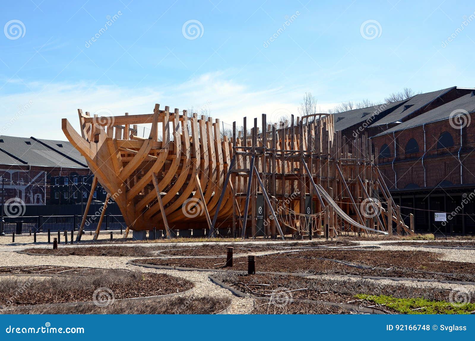 Konstruktion av ett skepp redaktionell arkivfoto. Bild av skyttel ...