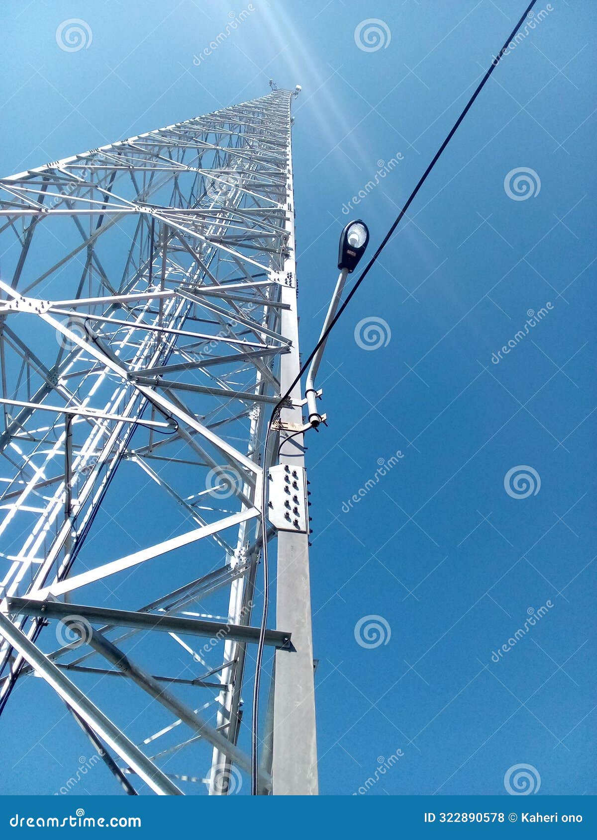 Kontruksi stock photo. Image of electricity, line, sinyal - 322890578