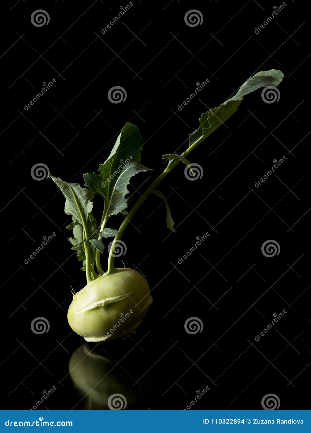 Koolraap Duitse Raap of Raapkool Met Bladeren Stock Foto - Image of ...