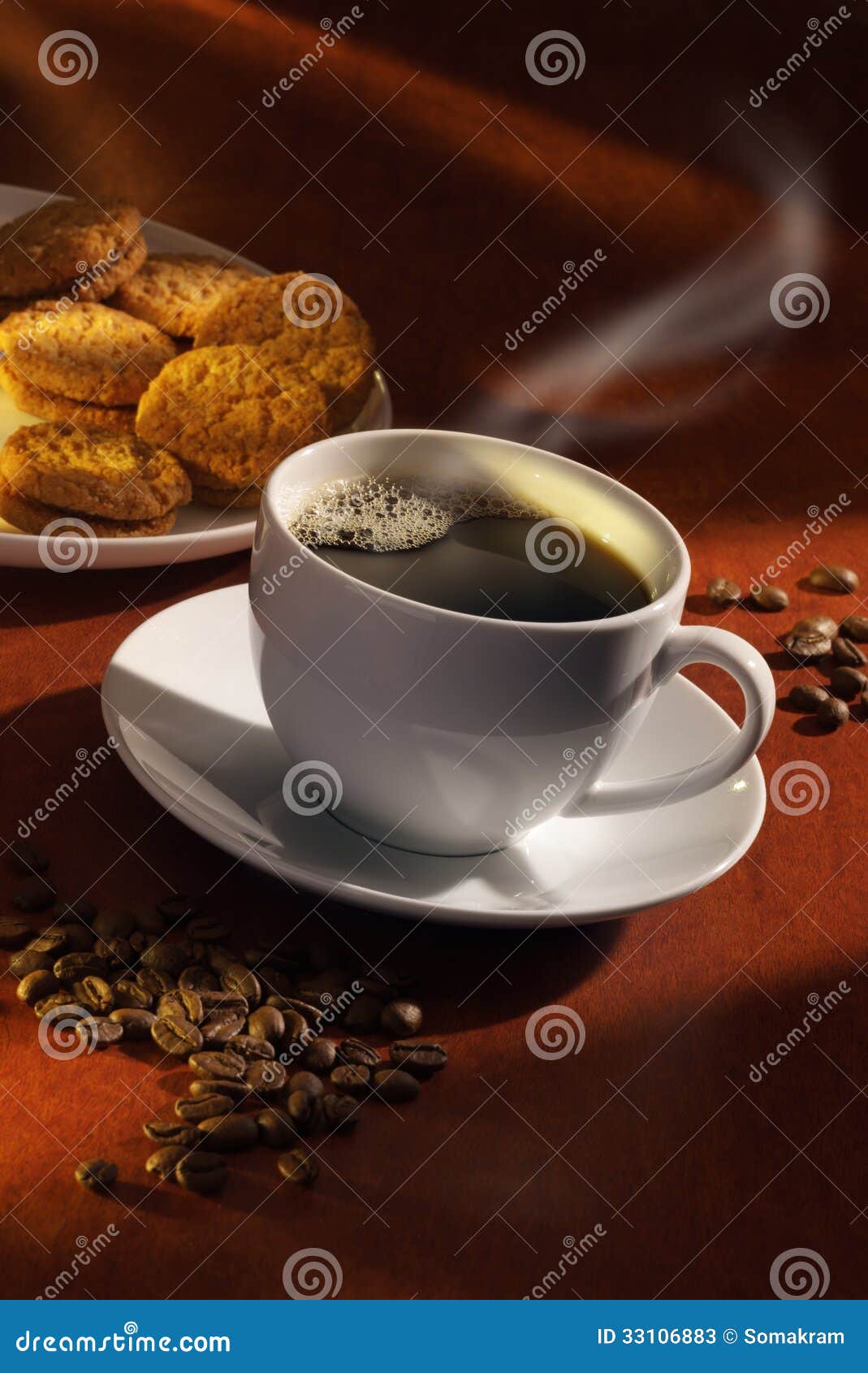 Kopp kaffe fotografering för bildbyråer. Bild av locka - 33106883